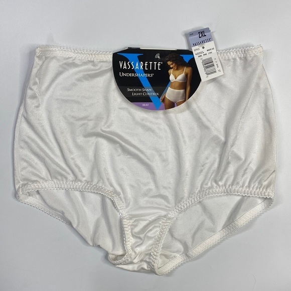 vassarette | Intimates & Sleepwear | Vassarette Undershapers Brief ...